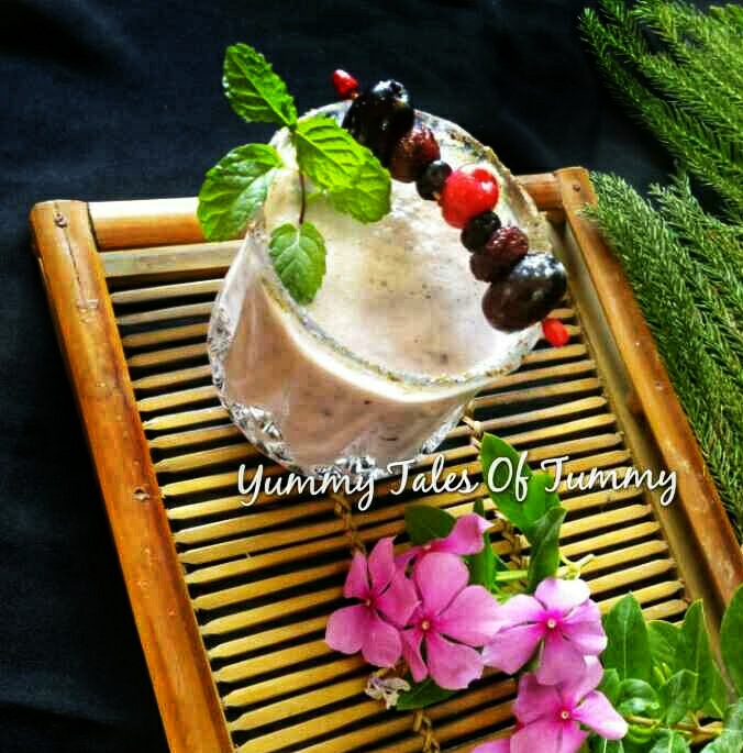 Fruit Lassi Recipe | Fruit Yogurt Cooler - Yummy tales of tummy