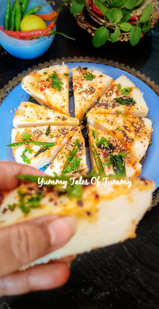 Instant khatta Dhokla | Leftover idli batter Dhokla - Yummy tales of tummy