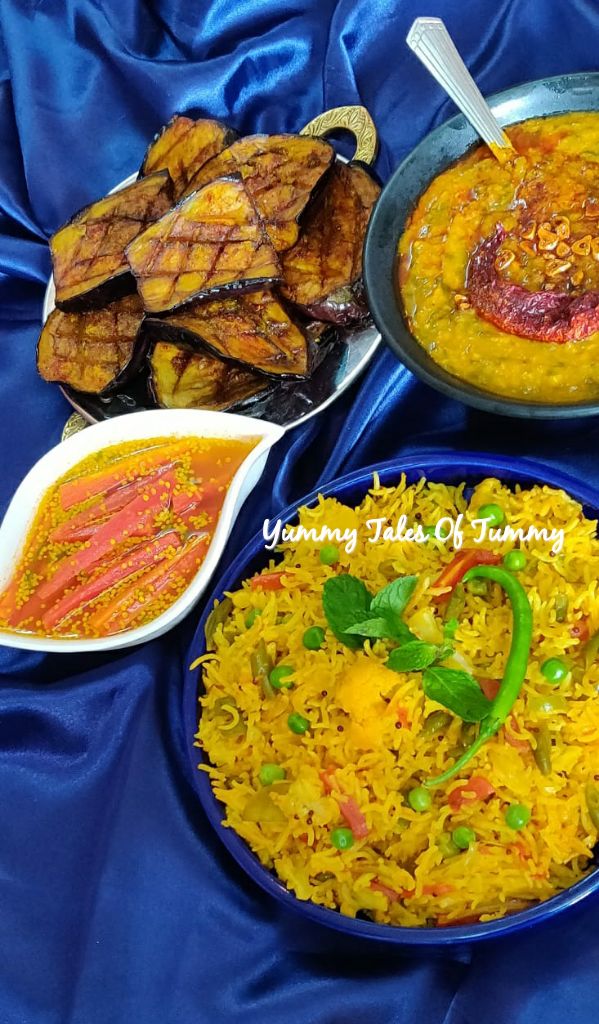 Veg Pulao recipe | Vegetable pulav recipe - Yummy tales of tummy