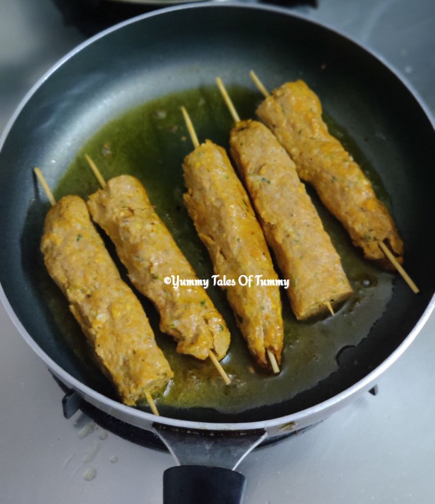 Chicken Seekh kabab Recipe | Chicken keema kabab - Yummy tales of tummy