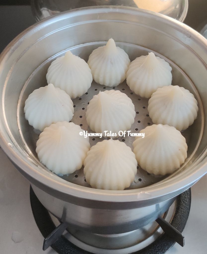 Modak recipe | Ukadiche modak recipe | How to make modak - Yummy tales ...