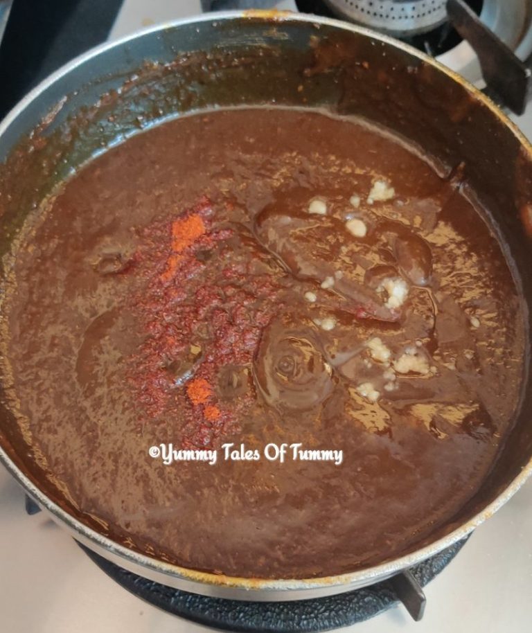 Imli Chutney | Sweet Tamarind chutney Recipe - Yummy tales of tummy