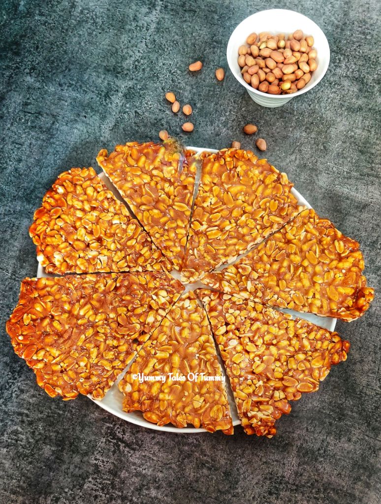 How to make Peanut Jaggery Chikki | Moongfali chikki | Groundnut Chikki ...