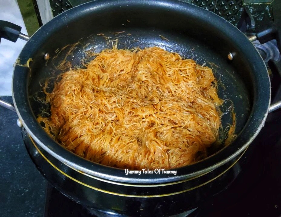 Seyun Patata | Seviyan Alu | Sweet Vermicelli with Potato - Yummy tales ...